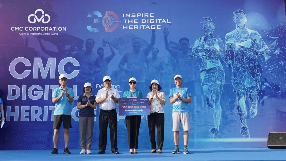 Hơn 3.000 người CMC cùng chạy bộ gây Quỹ Phẫu thuật nụ cười